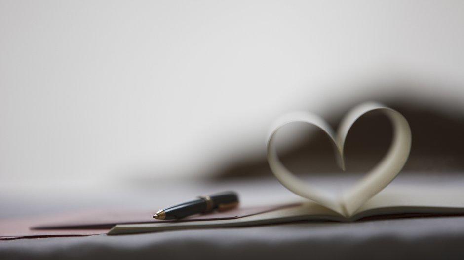 Creative Romantic Things You Can Do for Your Partner | Thatsweetgift